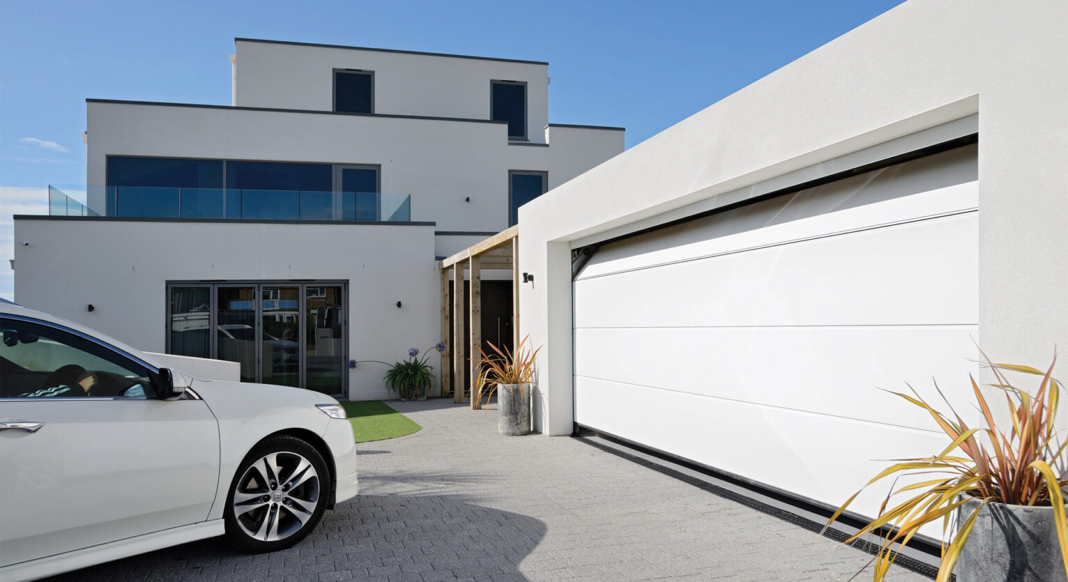 GARAGA GARAGE DOORS - Furnicon Ltd